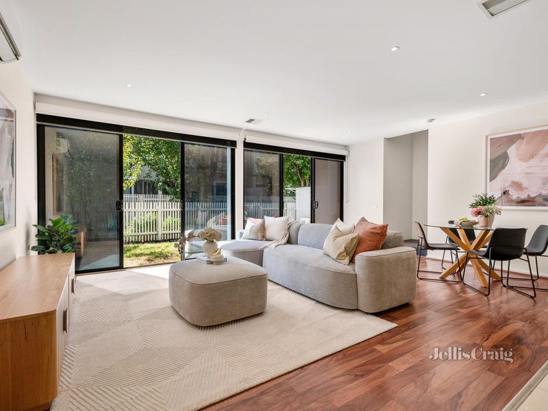 11 Langi Street, Springvale, Vic 3171 - Property Details