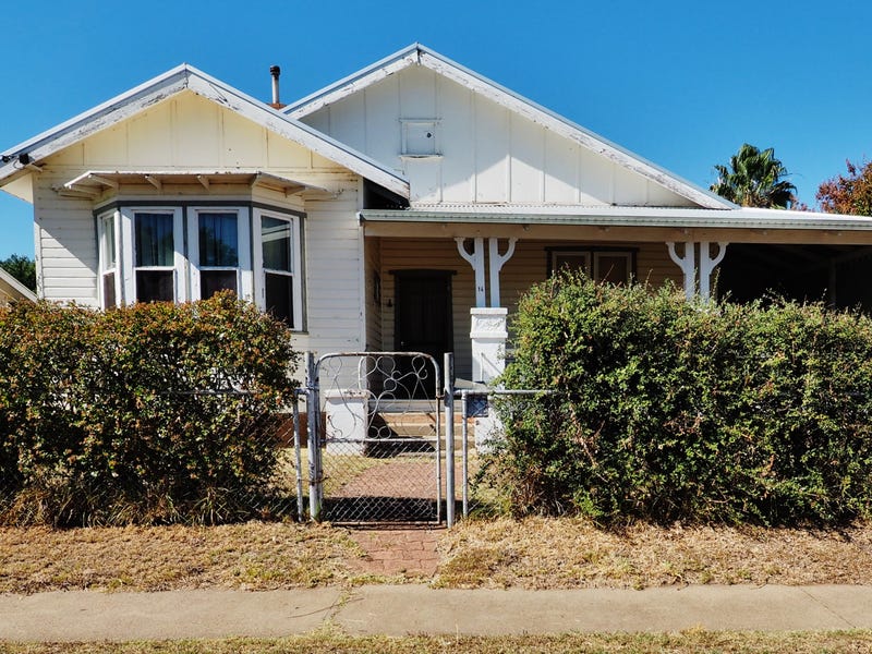 14 Finch Street, Bingara, NSW 2404 - Property Details