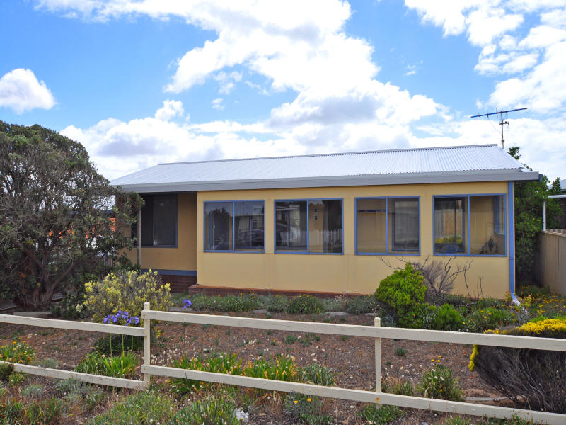 2 Matthew Street, Port Elliot, SA 5212 - realestate.com.au