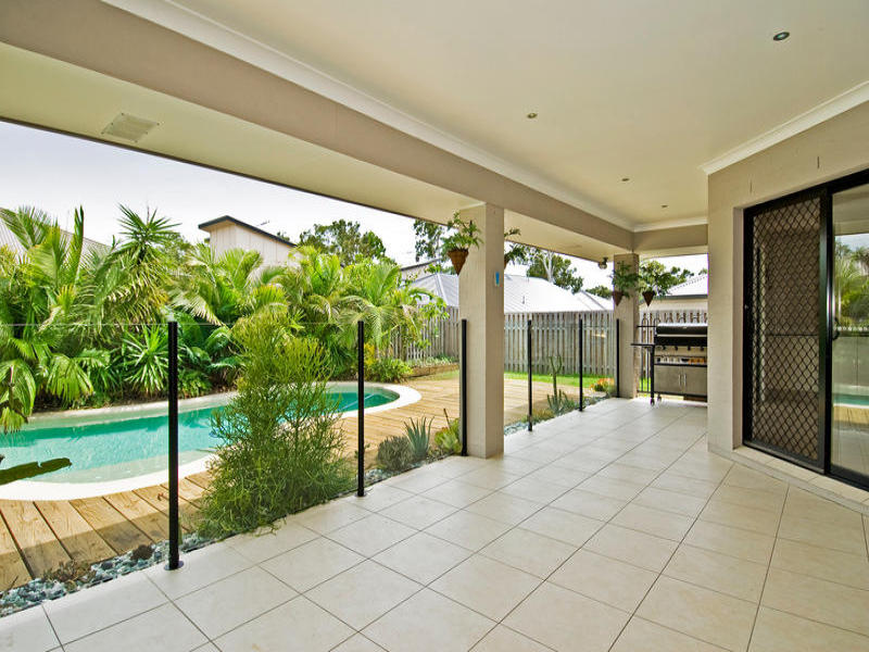 10 Pincally Crescent, Ormeau, Qld 4208 - Property Details