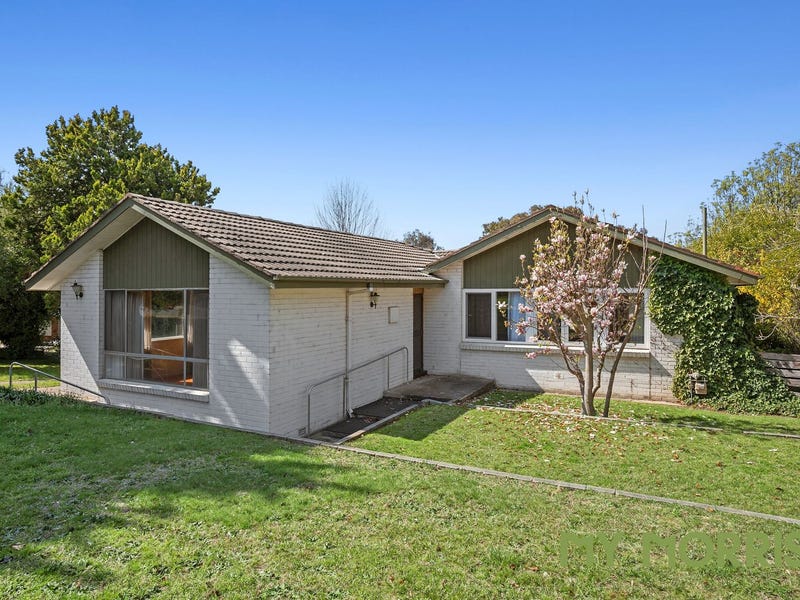 8 Ossa Place, Lyons, ACT 2606 - Property Details