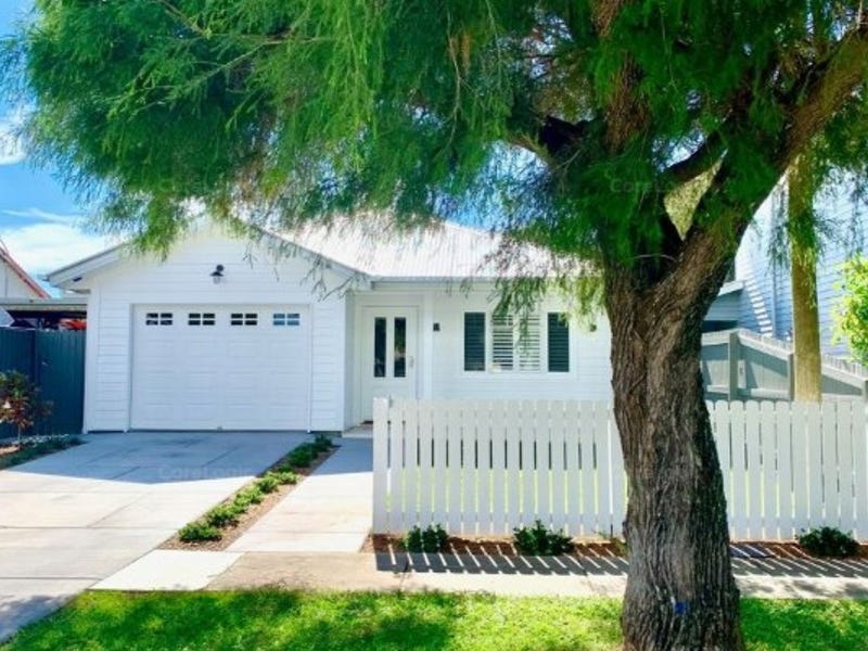 35 Daniel Street, Lota, Qld 4179 - Property Details