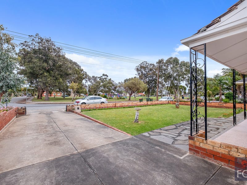 17 Beverley Street, Clovelly Park, SA 5042 - realestate.com.au