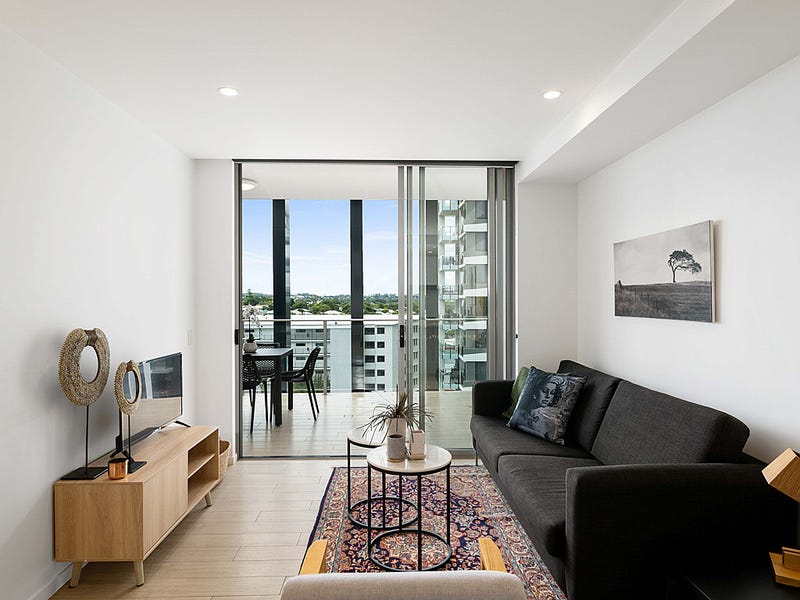803/159 Logan Road, Woolloongabba, Qld 4102 - Property Details
