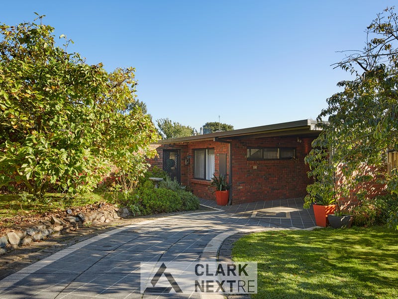 11 Main Neerim Road, Drouin, Vic 3818 - Property Details