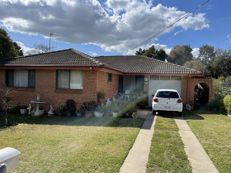 20 Eulo Street, Cowra, NSW 2794 - realestate.com.au