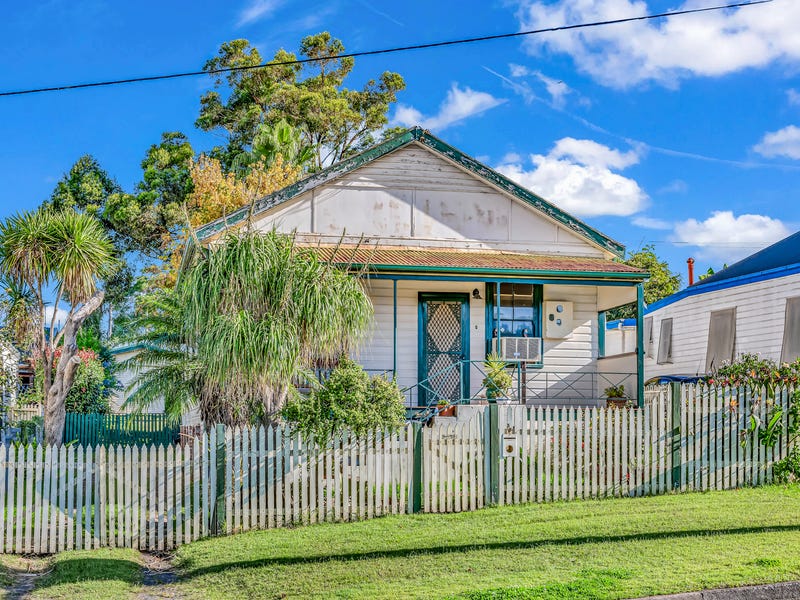 30 Queen Street, Rutherford, NSW 2320 - Property Details