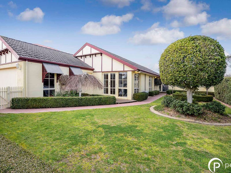 2 Heritage Drive, Narre Warren South, VIC 3805 - realestate.com.au