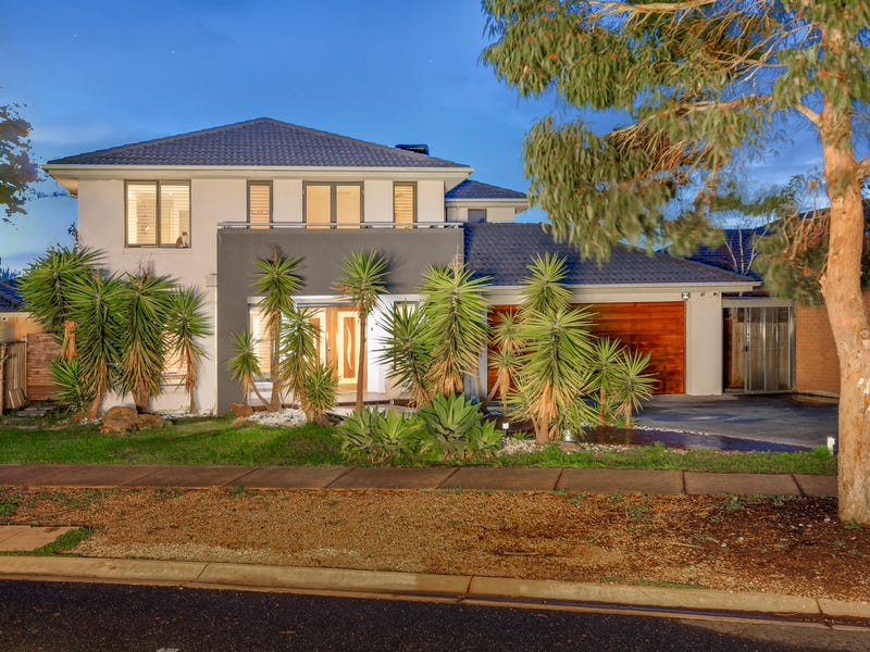 5 Riverglades Drive, Point Cook, VIC 3030 - realestate.com.au