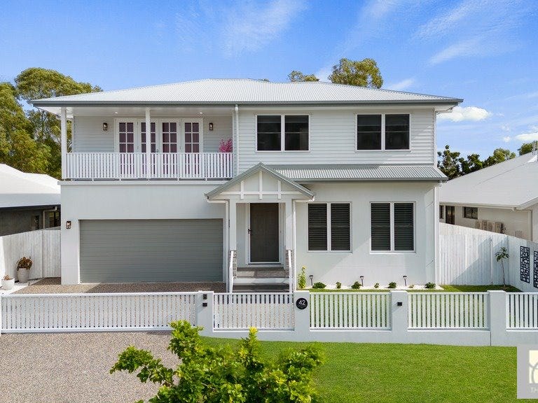 42 Karrie Webb Way (Fairways), Rosslea, Qld 4812 - Property Details