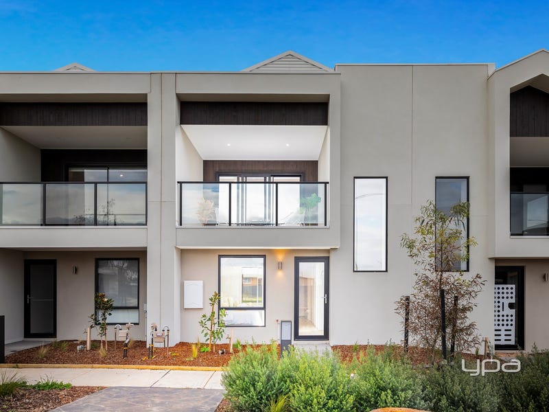 9 Butterfly Walk, Fraser Rise, VIC 3336 - realestate.com.au