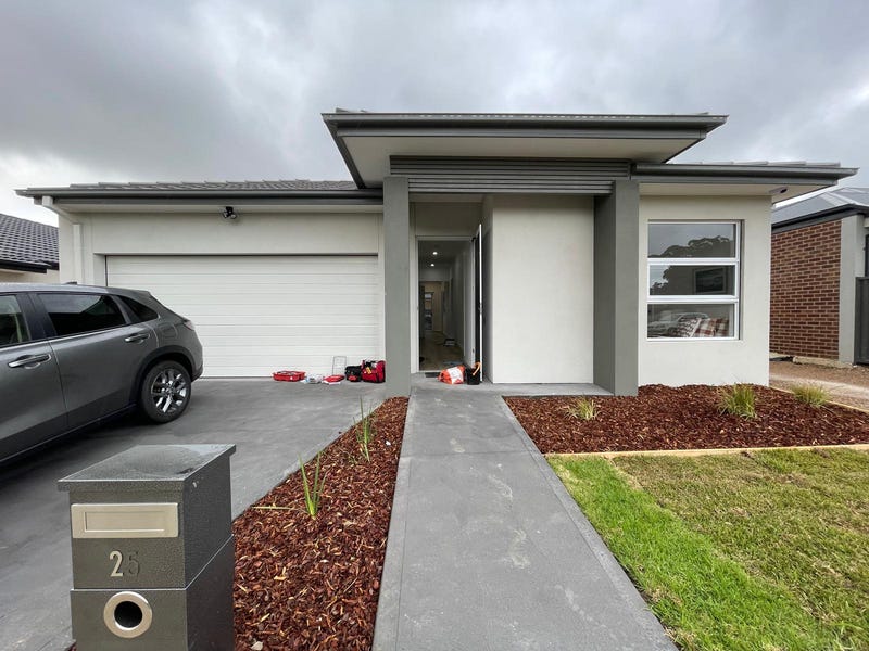 25 Henlix Court, Mount Clear, VIC 3350 - realestate.com.au