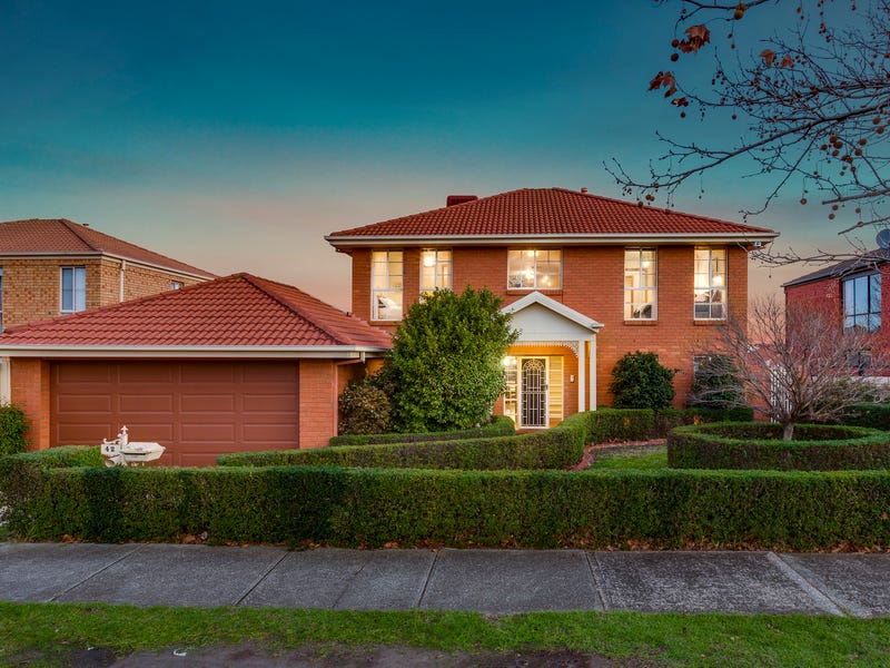 42 Grandview Cres, Hillside, VIC 3037 - realestate.com.au
