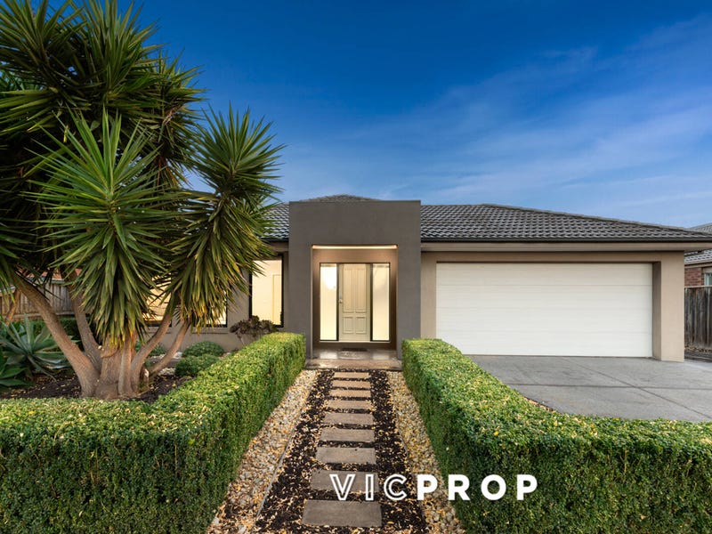 15 Violet Way, Point Cook, VIC 3030 - realestate.com.au