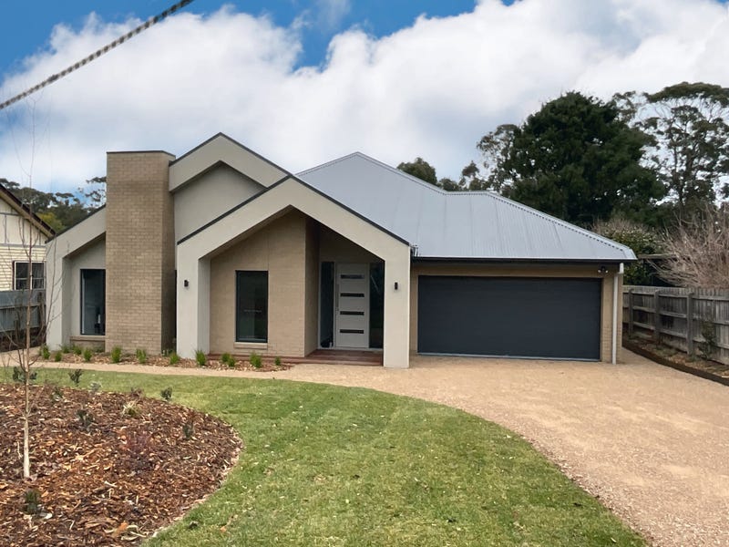 8 Blue Mount Road, Trentham, Vic 3458 - Property Details