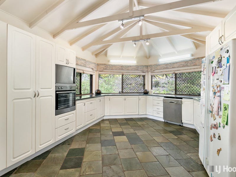 109-111 Campbell Road, Sheldon, Qld 4157 - Property Details