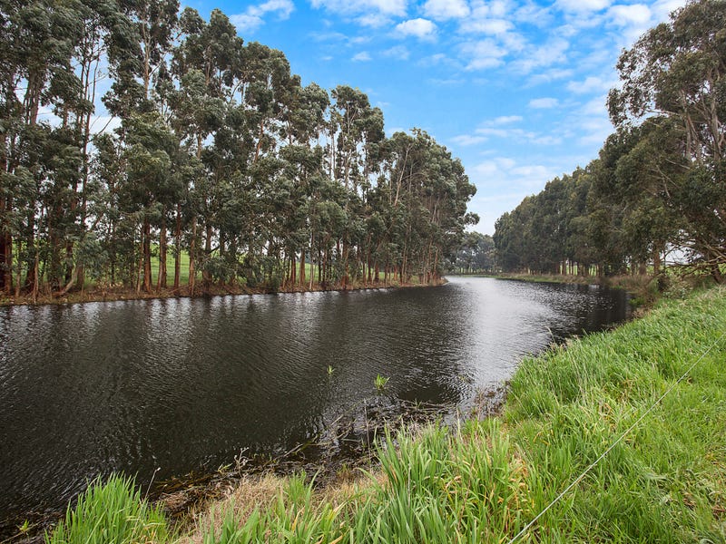 138 HALLOWELLS ROAD, Cudgee, Vic 3265 - Property Details