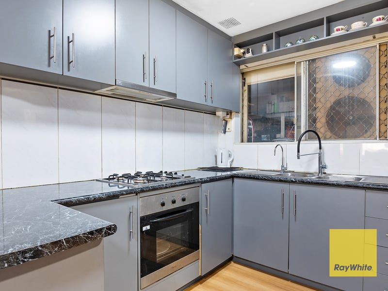 18 Natasha Way, Camillo, WA 6111 - Property Details