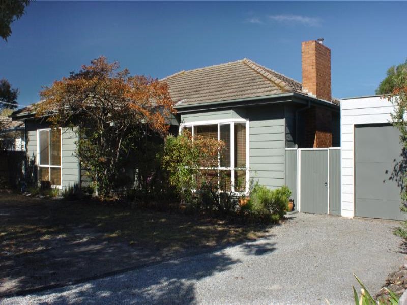 32 Breeze Street, Bonbeach, Vic 3196 - Property Details