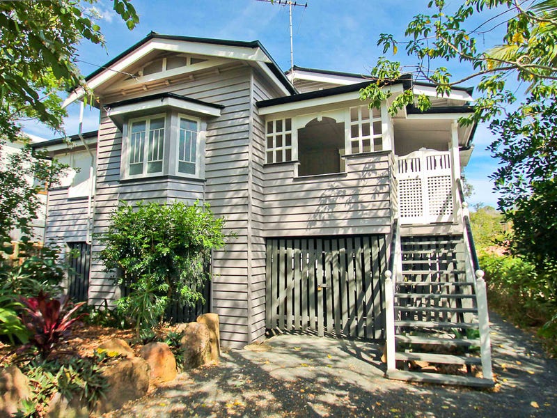 83 Brisbane Road, Bundamba, Qld 4304 - Property Details