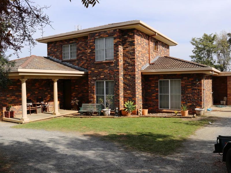 3 Normoyle Crescent, Young, NSW 2594 - Property Details