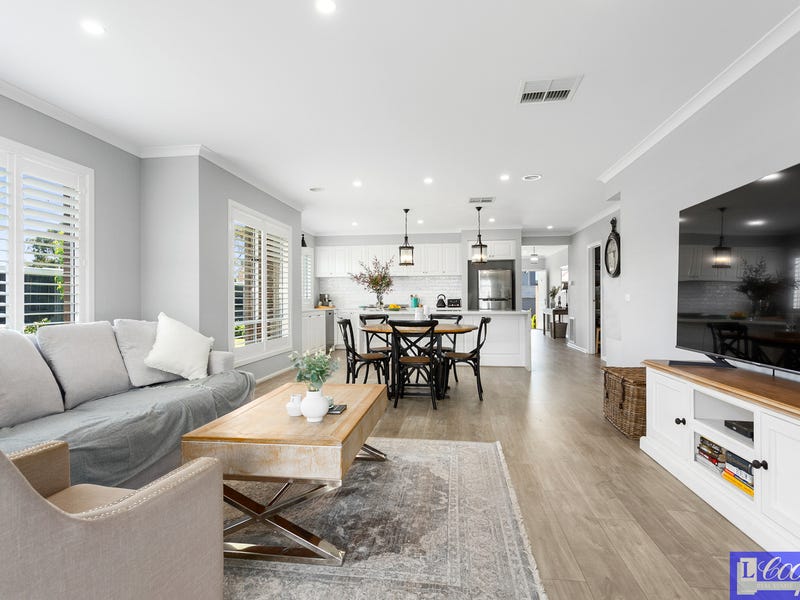 6 Ryan Way, Somerville, Vic 3912 - Property Details