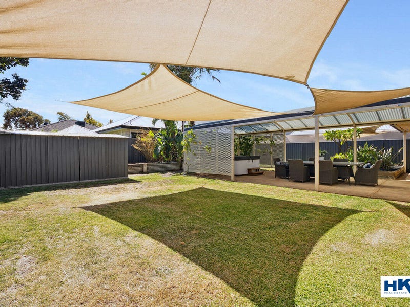 33 Wexcombe Way, Aveley, WA 6069 - Property Details