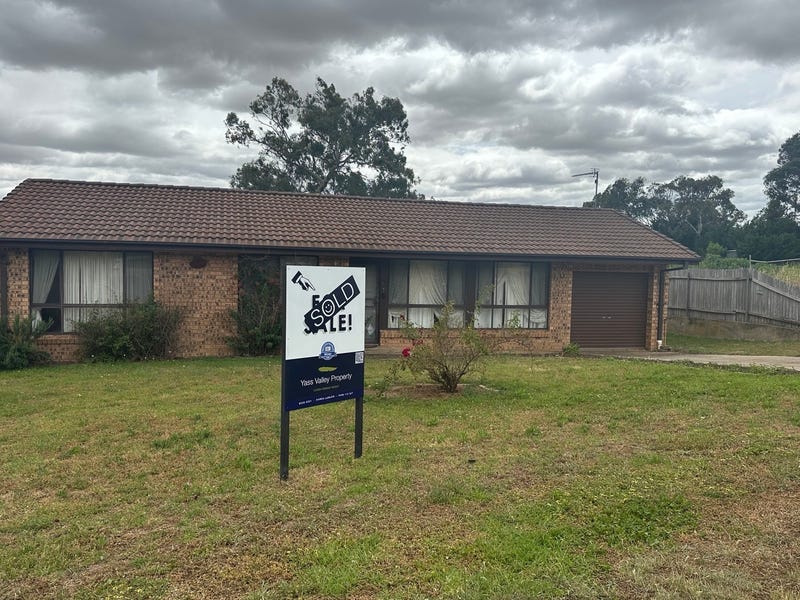 25 Shantalla Crescent, Yass, NSW 2582 - Property Details