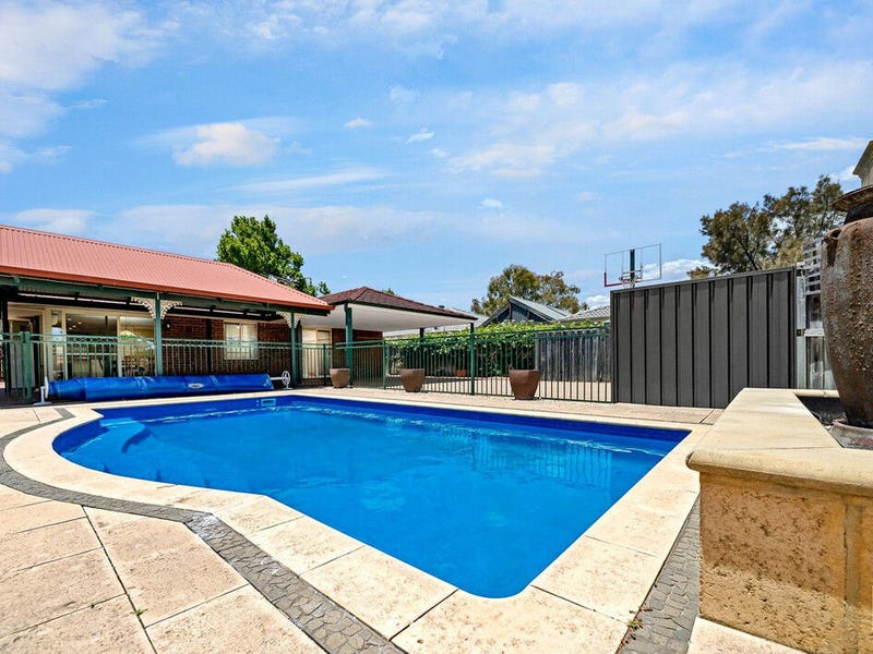 20 Woodlake Boulevard, Ellenbrook, WA 6069 - Property Details