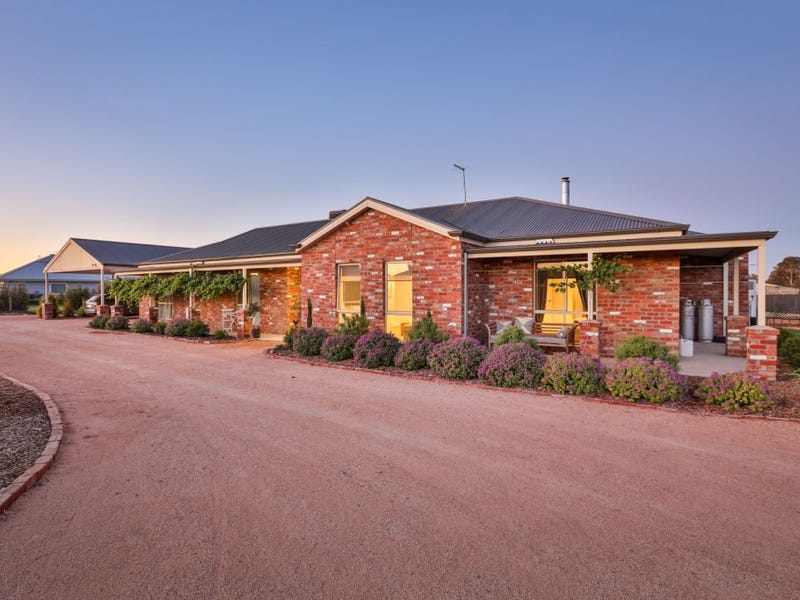 6 Monarch Court, Nichols Point, VIC 3501 - realestate.com.au