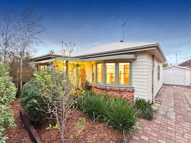 21 Martin Street, East Geelong, VIC 3219 - realestate.com.au