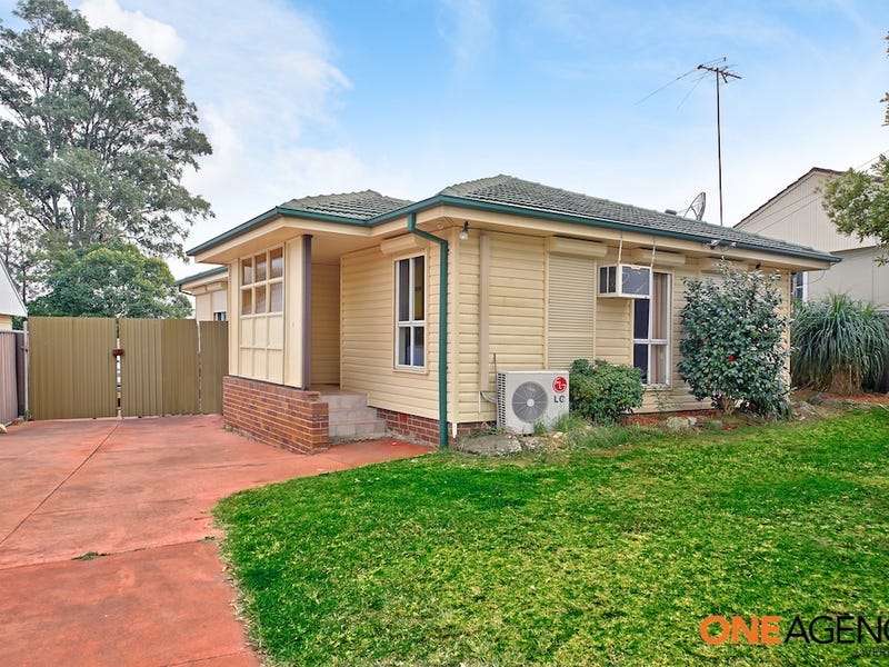 17 Adaminaby Street, Heckenberg, NSW 2168 - Property Details