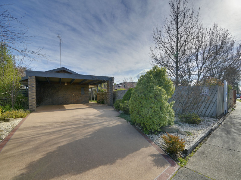 8 Bendock Court, Traralgon, VIC 3844 - realestate.com.au