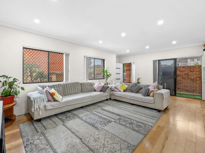 1/2 Oswald Street, Campsie, NSW 2194 - Property Details