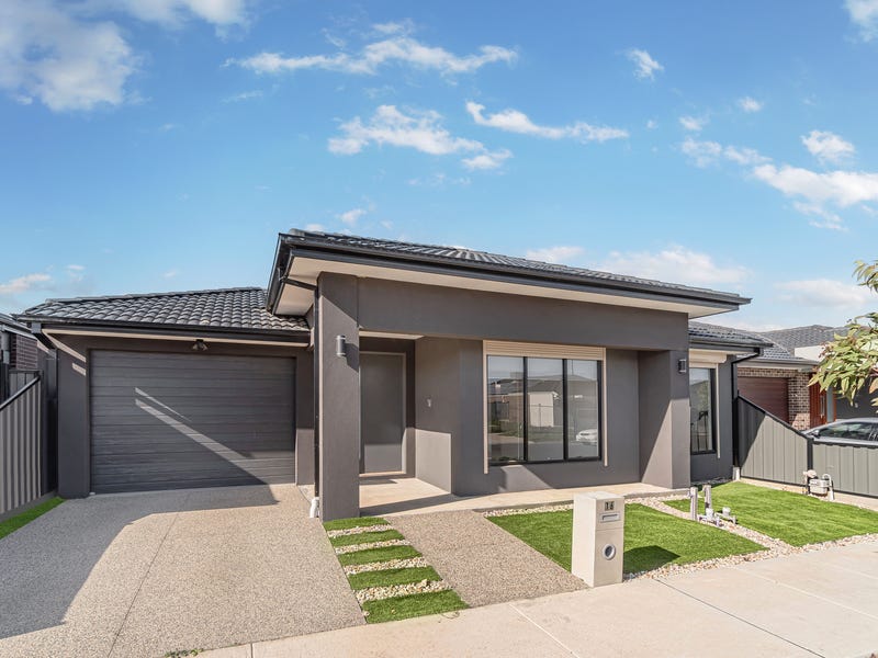 16 Coachwood Street, Craigieburn, VIC 3064 - realestate.com.au