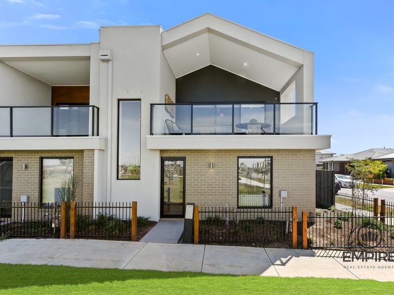 1 Poplar Lane, Clyde, Vic 3978 - Property Details