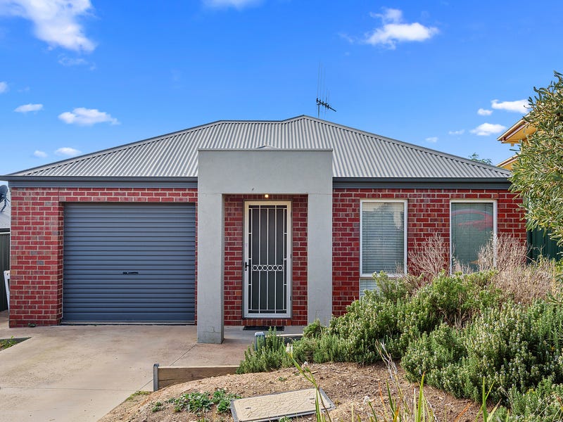 2/1 Martin Court, Golden Square, VIC 3555 - realestate.com.au