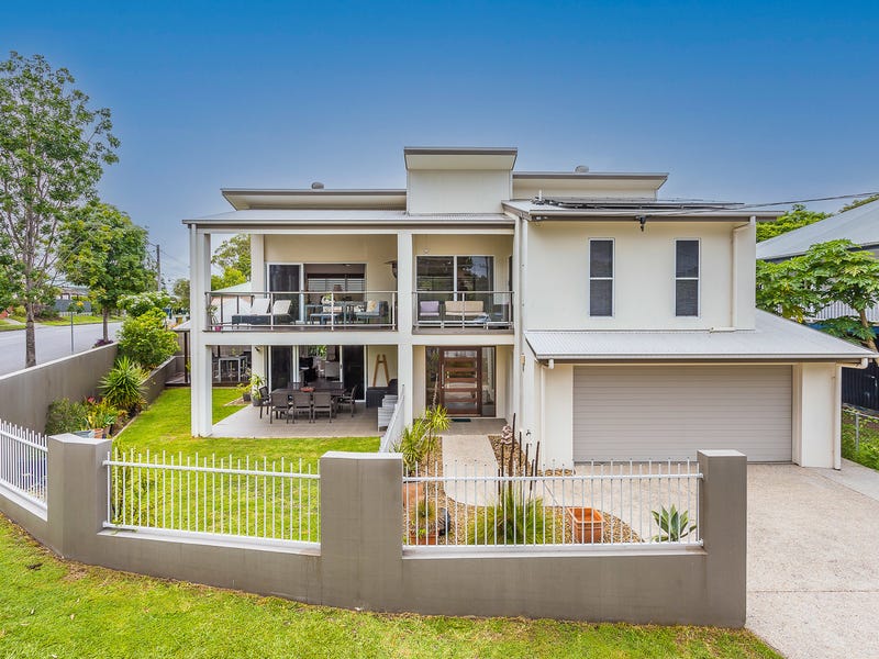 121 Southerden Street, Sandgate, Qld 4017 - Property Details