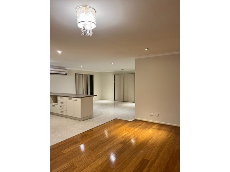 27 Hydrangea Drive, Point Cook, VIC 3030 - realestate.com.au