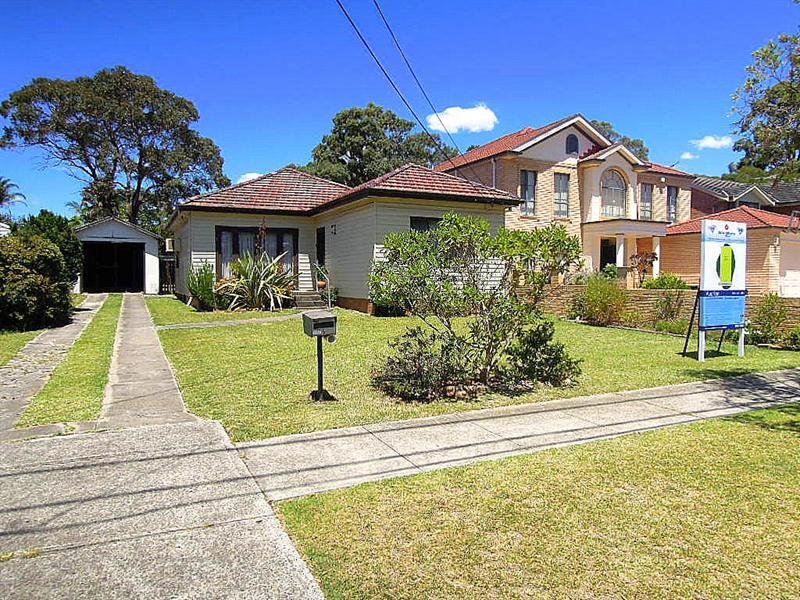 5 Tompson Road, Revesby, NSW 2212 - realestate.com.au