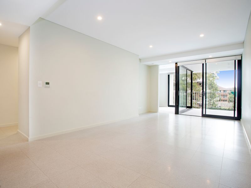 204/8 Princess Street, Brighton-Le-Sands, NSW 2216 - Property Details
