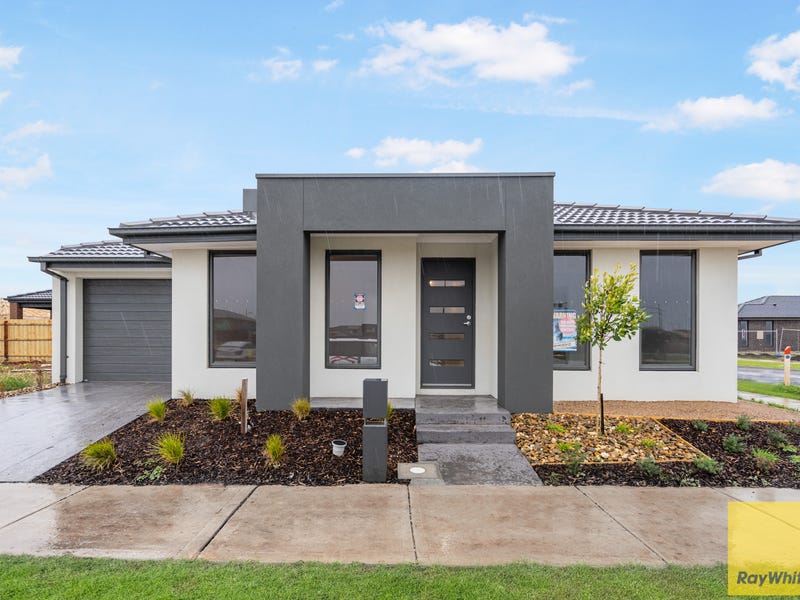 69 Tower Street, Thornhill Park, VIC 3335 - realestate.com.au