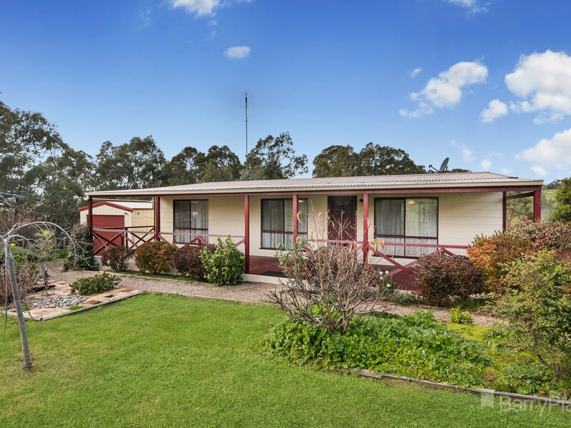 5 High Street, Pyalong, Vic 3521 - Property Details