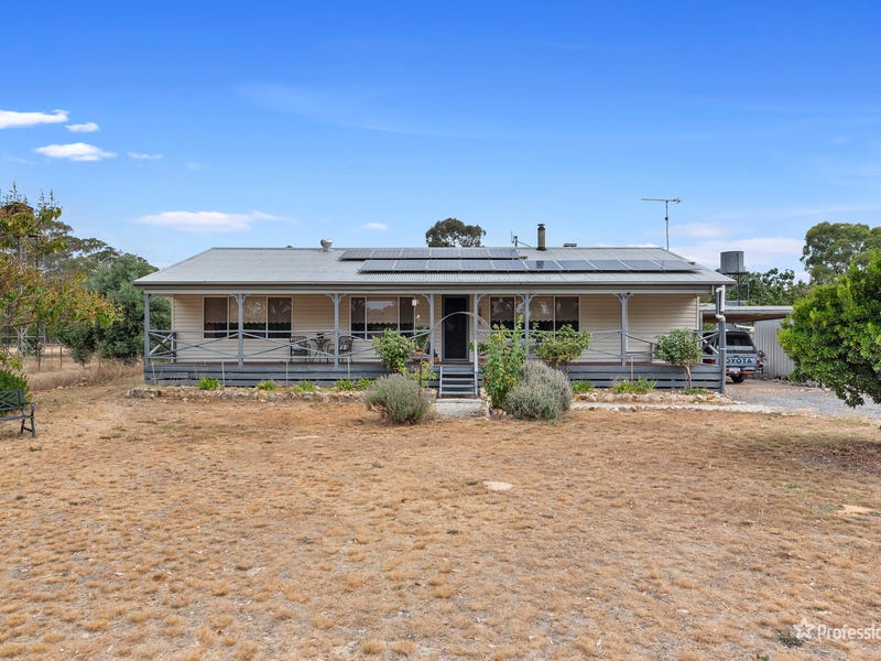 411 Dunolly-Moliagul Road, Dunolly, Vic 3472 - Property Details