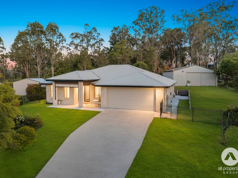 8 Trinity Place, Gleneagle, Qld 4285 - Property Details