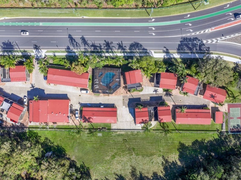 17/158 Greencamp Road, Wakerley, Qld 4154 - Property Details