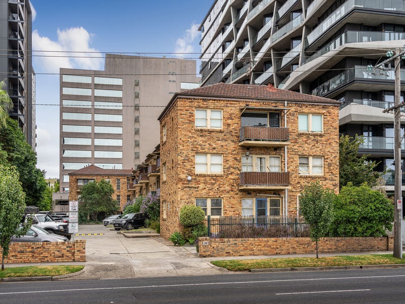 12/75 Queens Road, Melbourne, Vic 3000 - Property Details