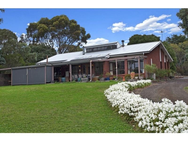 144 Digby Road, Hamilton, Vic 3300 - Property Details