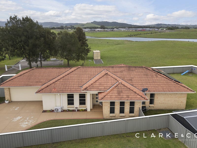 37 Niven Parade, Rutherford, NSW 2320 - Property Details