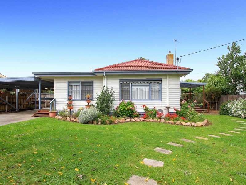 8 Picton Court, Sale, Vic 3850 - Property Details